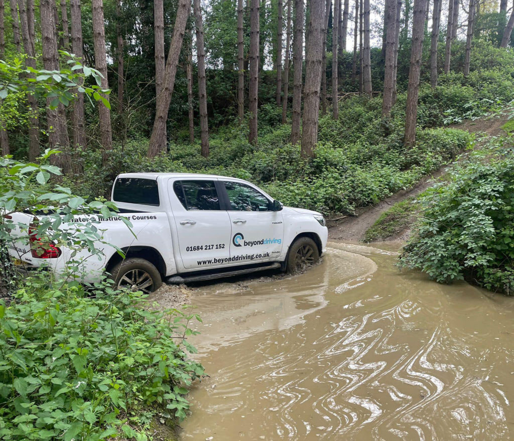 Unlocking Excellence: Lantra 4x4 Operator Training | Beyond Driving